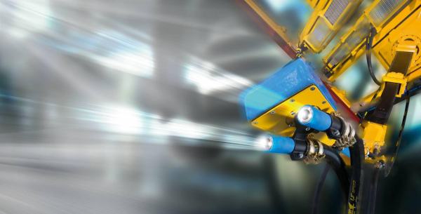 World´s largest blast cleaning robot - Sandblasting huge structures ...