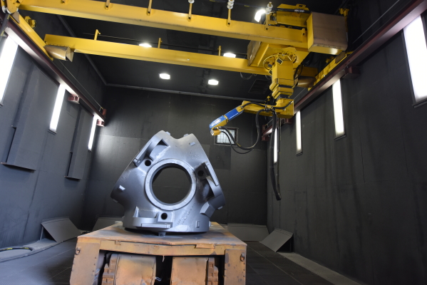 BLAST CLEANING OF LARGE CASTINGS - Blastman Robotics Ltd
